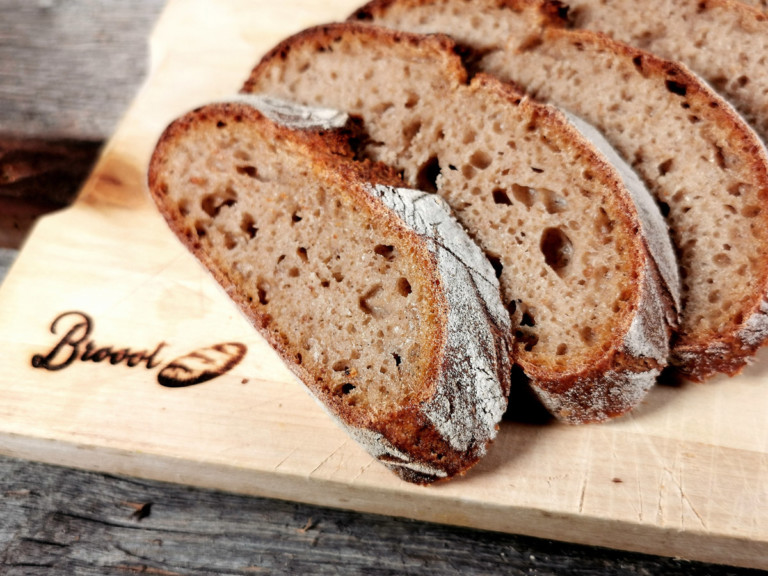 Rezept für ein klassisches Graubrot - www.brooot.de