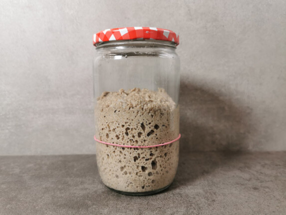 Arten von Sauerteig für das Backen von Brot erklärt