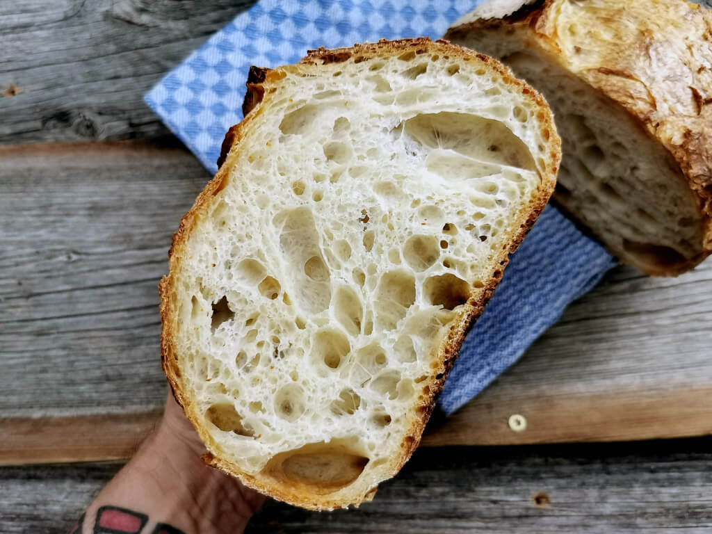 Egg Tartine Sauerteig-Brot für Fortgeschrittene im Rezept