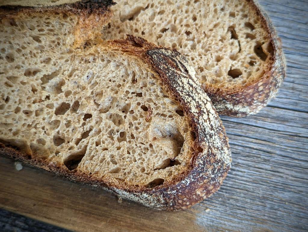 Oldie Bread Sauerteigbrot mit Urkorn und Altbrot