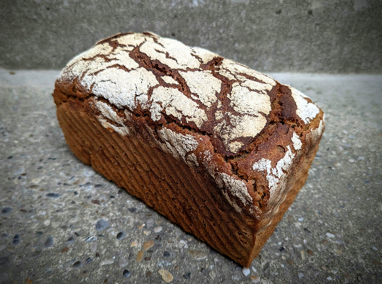 Roggenbrot im Kasten Ganz einfach, ohne zu formen!